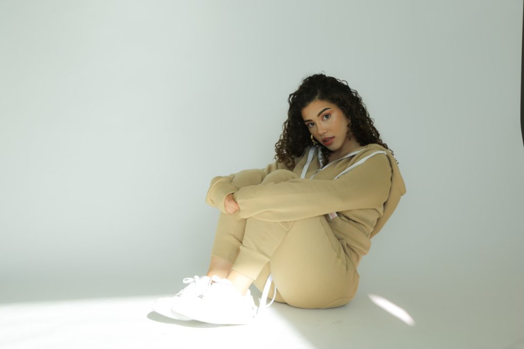 Mandi Castillo of “The Voice” on New Album, Becoming a Kidney Donor ...